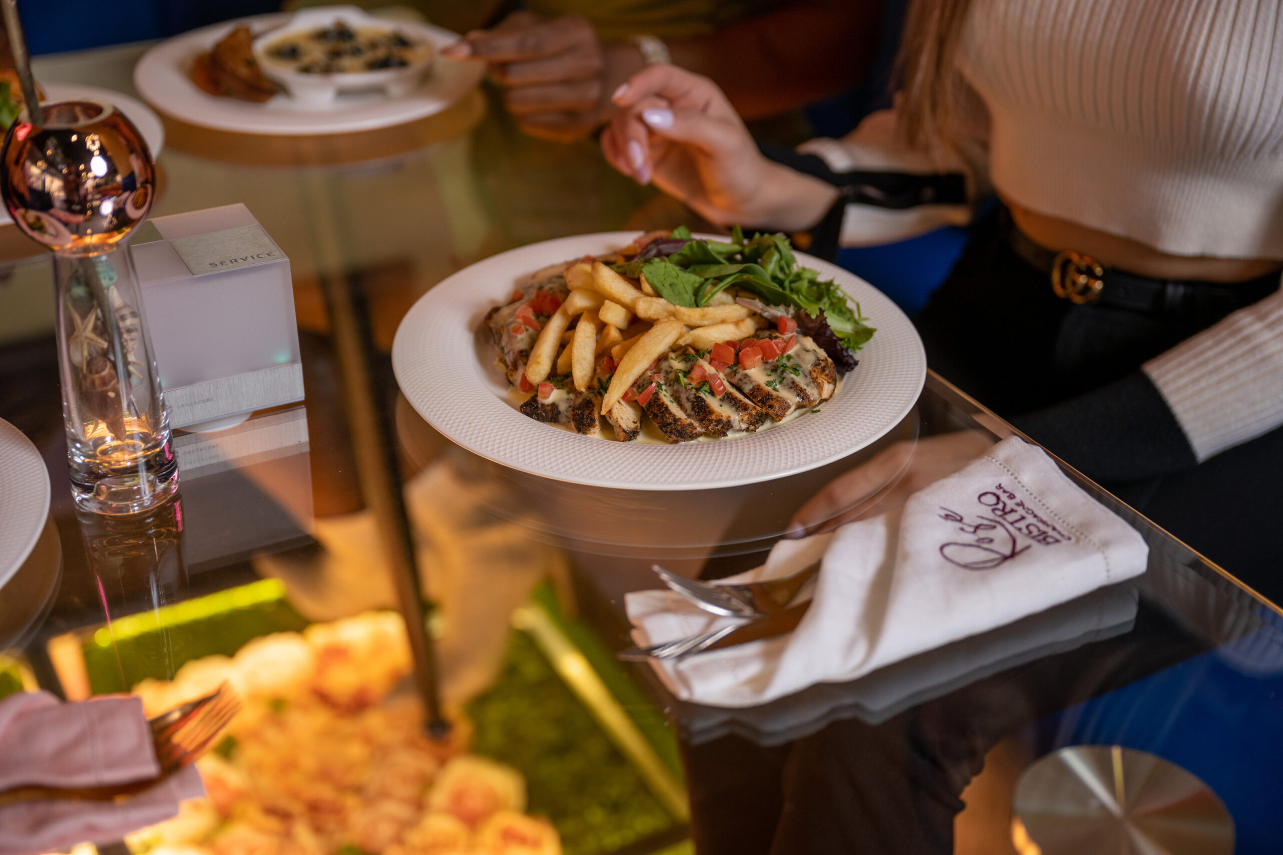 Rosé Champagne Bar – Atlanta Restaurant and Bar